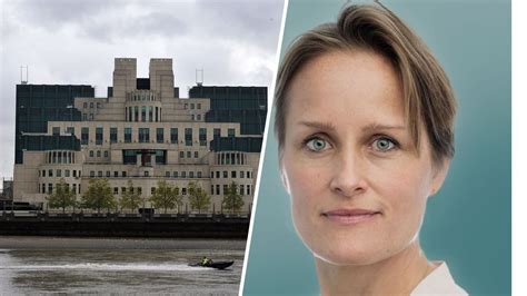 Nieuwe Baas Van De Britse Geheime Dienst Blijkt Kleindochter Van Nazispion