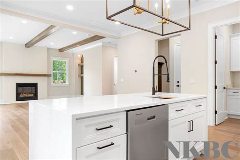 Double Shaker White Cabinets National Kitchen And Bath Cabinetry Inc