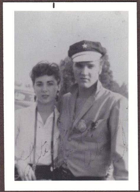 Barbara Hearn And Elvis His Then Girlfriend Elvis Presley Young Elvis Elvis