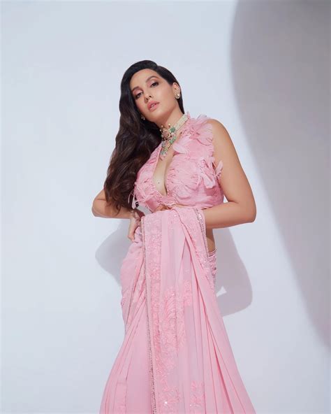Nora Fatehi R Bollywooduhq Uhd
