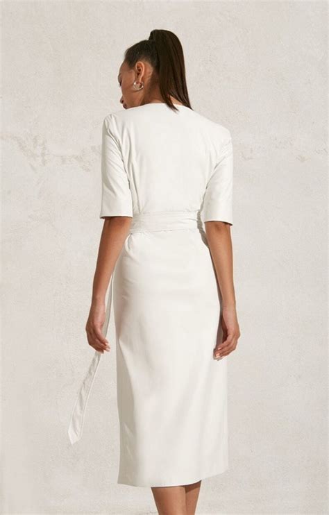 Plus Size White Midi Dress With Sleeves For Spring Cocktail Parties