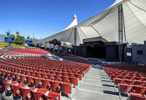 Shoreline Amphitheatre — Betty Zlatchin