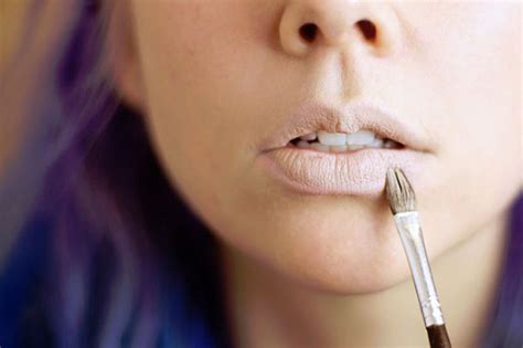 Brilliant Lipstick Tricks You Should Know About