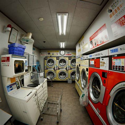 コインランドリーの写真だと思ったら……？ あまりに“リアルすぎる”cg作品が本物と見間違うクオリティー L Miya 2312cg01