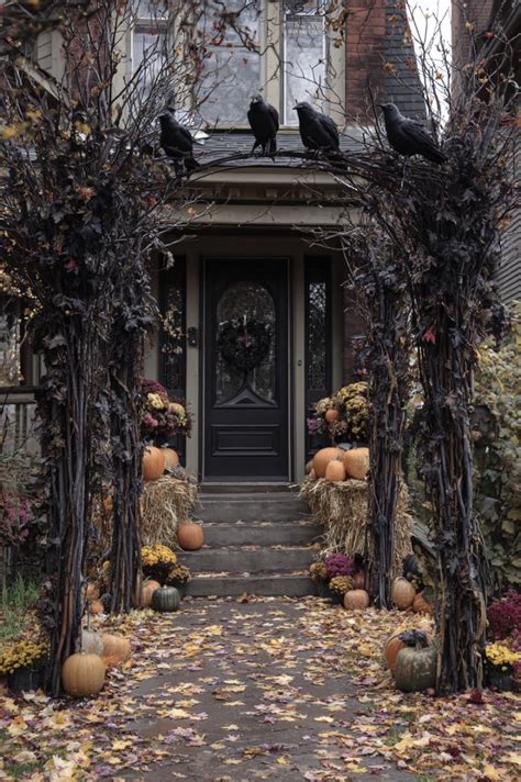 20 Best Outdoor Halloween Decoration Ideas Thatll Make Your Home The