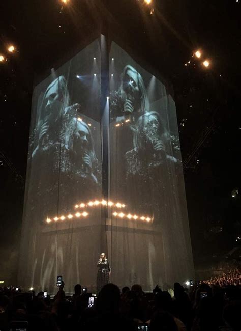 Adele Da Un Súper Concierto En Los Ángeles Cuore