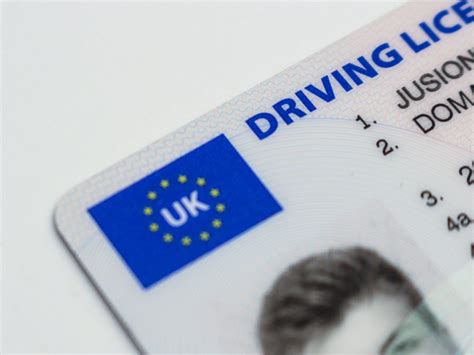 Soñar Con Documento De Identidad