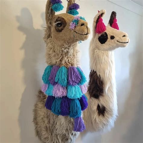 Interesting Cardboard Crafts Pics