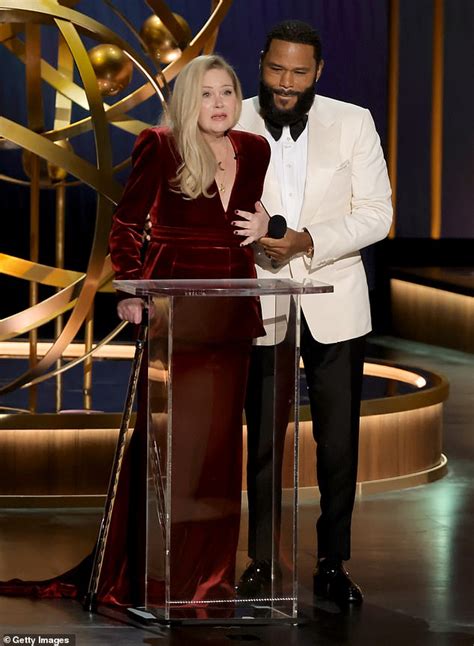 Emmys 2024 Christina Applegate Tears Up Receiving A Standing Ovation