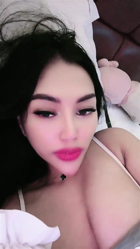 Indonesian Girl Selena Live 1 Eporner