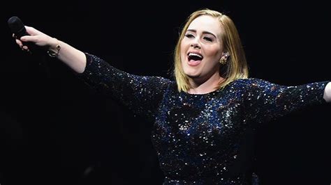 6 Ejercicios Presentes En La Rutina De Adele Para Tener Un Abdomen Plano