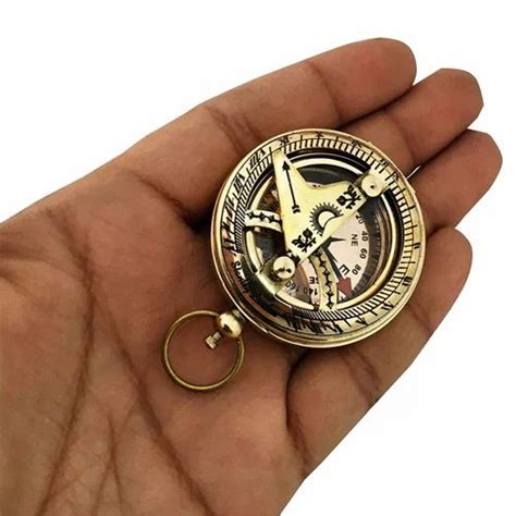 Golden Small Sundial Compass Antique Packaging Type Carton Box At ₹ 280 Piece In Roorkee