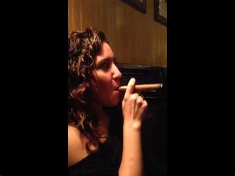 Daisy Hottie Smoking Cigars With Cigarclubsouth Youtube