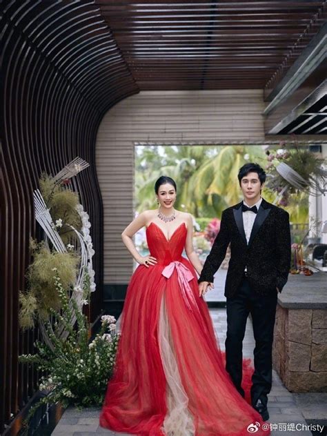 Bom Sex Gốc Việt Và Chồng Kém 11 Tuổi Mừng 10 Năm Bên Nhau Ngôi Sao