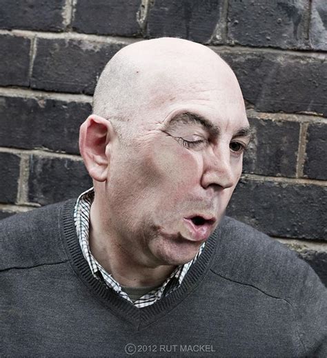 Photos Of Peoples Faces Pressed Against Glass 9 Pics