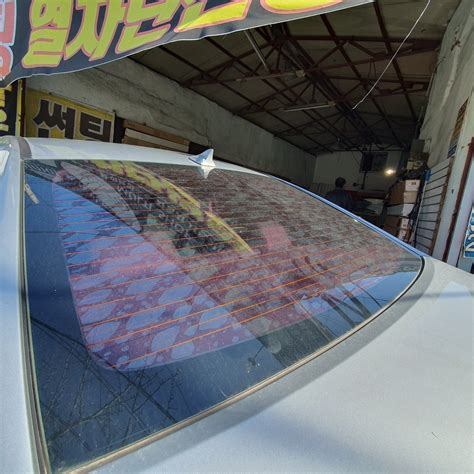 부산자동차썬팅 Yf쏘나타 후면 뒷유리 기포 뽀글이 제거후 열차단90프로 필름 재시공 부산광역시 사상구 괘법동 비즈프로필