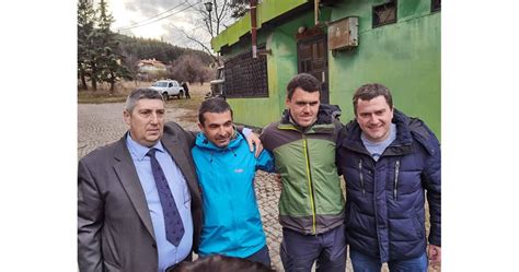 Спасителите на Сашко се отказват от наградата от 100 хил лв 24 часа ги номинира за достойни