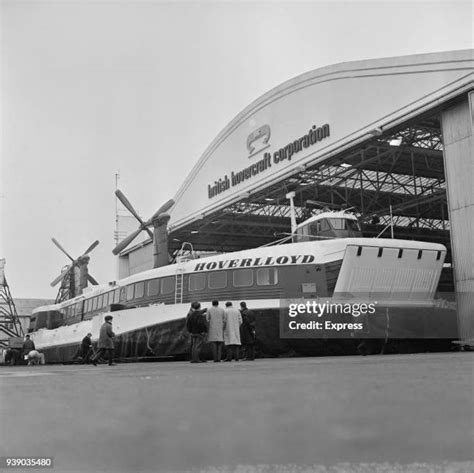 Hovercraft Photos And Premium High Res Pictures Getty Images