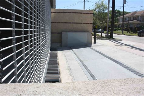 Fema On Passive Floodproofing Floodbreak Automatic Flood Barriers