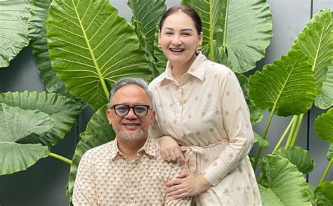 Biodata Dan Agama Indra Brasco Aktor Senior Suami Mona Ratuliu