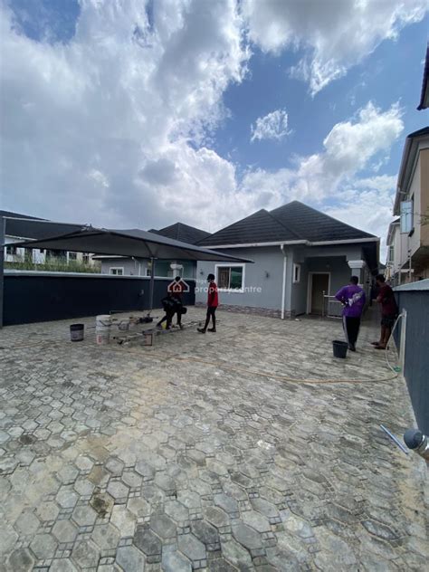 For Rent Luxury 3 Bedroom Fully Detached Bungalow And Bq Luxury Estate