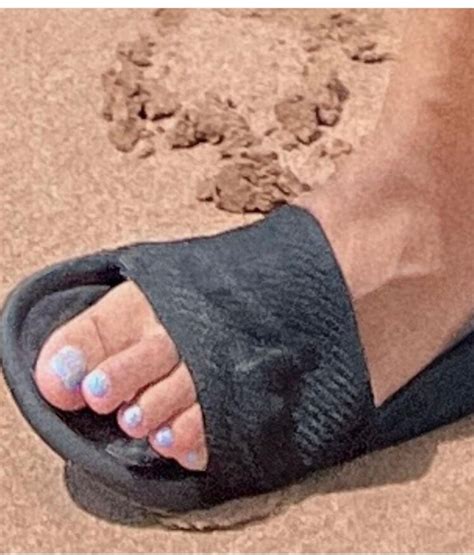 Lilly Singh Feet