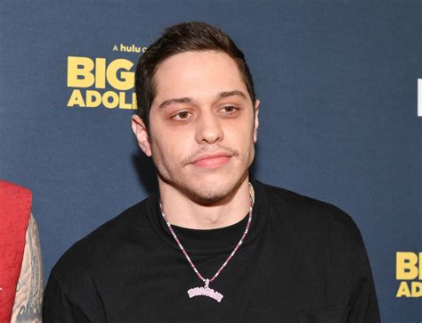 Pete Davidson Finally Appears In The Kardashians For Nsfw Scene