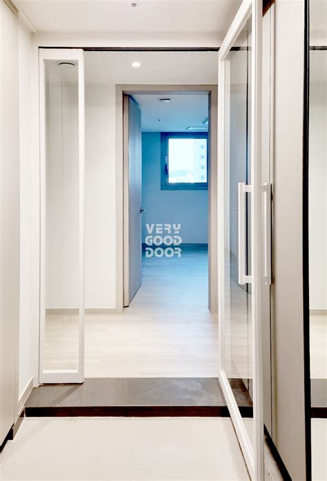 스윙도어 양방향 비대칭 투명 Vg140 시공사례 베리굿도어 좋은 문을 달자