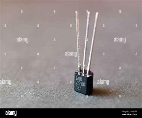 Bipolar Junction Transistor Hi Res Stock Photography And Images Alamy