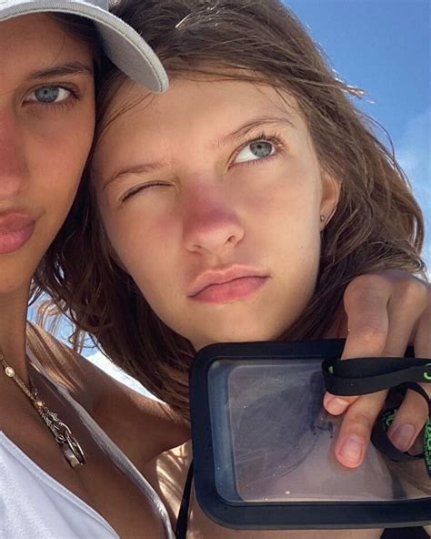 Hot Sexy Victoria Perusheva Bikini Pics