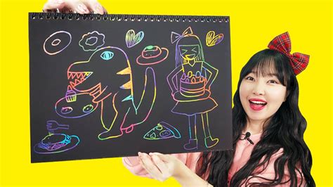 까만 크레파스 스크레치북 나무막대로 긁어서 그림을 그려요 미술놀이 [유라] Youtube