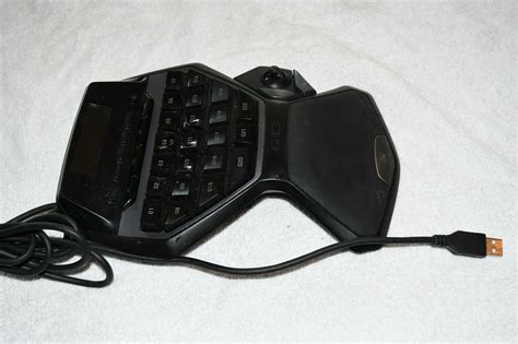 Logitech G13 Rgb Gaming Keypad Y U0002 Black Ok Shape See Pics First W6 Keyboards And Keypads