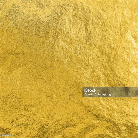 골드 텍스처 배경 메탈릭 골든 호일 잎 또는 디자인 장식 요소를위한 밝은 노란색 벽지 빛나는 포장지 0명에 대한 스톡 사진 및 기타 이미지 Istock