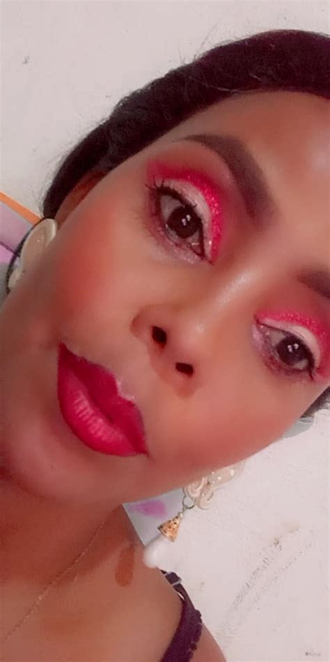 Evangelyn Evangelyn Added A New Photo