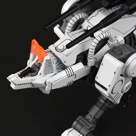 Command Wolf Rmz 003 Zoids Realize Model 1 100 Scale Model Kit