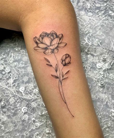 Chinese Lotus Flower Tattoo Designs Photos