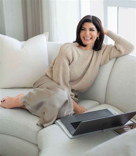 Womens Health Advocate Tamsen Fadal Shares Tips For Living With Menopause Tongue Scraping