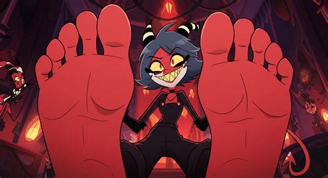 Millie With Giant Feet By Molly Dolly Holly On Deviantart