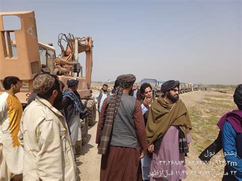 جلو ګیری از استخراج غیر قانونی ریگ و جغل در ولسوالی انجیل ولایت هرات