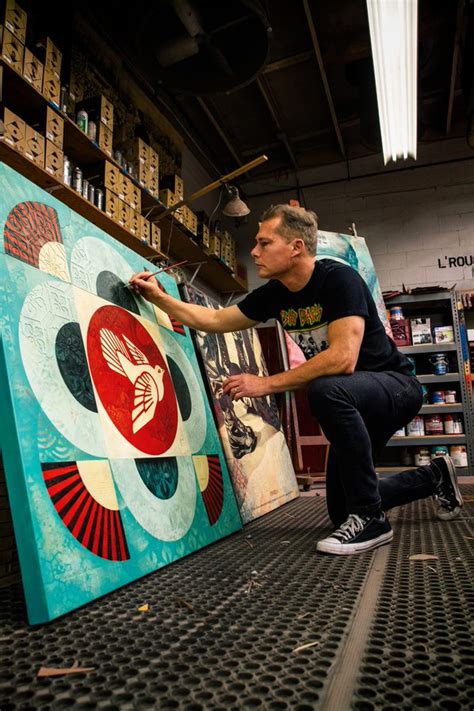 دبي تستضيف معرض موزاييك المستقبل للفنان شيبرد فيري معرض موزاييك