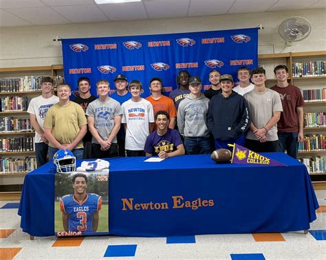 Newton Football Newtoneaglesfb Posts X