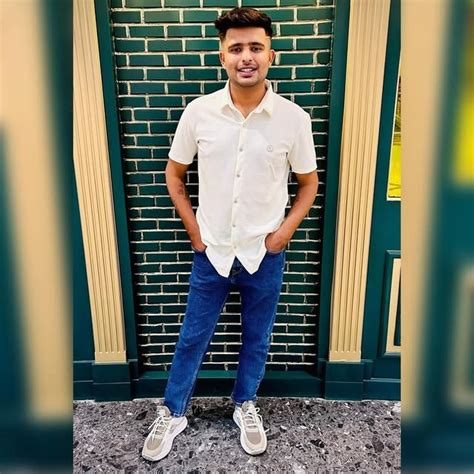 Mohit Hingorani (@_mohit_hingorani_) • Threads, Say more