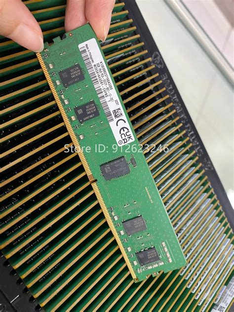 One-Piece-8GB-PC4-2933Y-for-Samsung-Server-Workstation-Memory-DDR4-ECC-RAM-8GB-2933MHz-Desktop.jpg