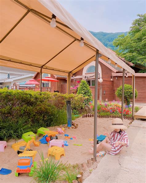 꿀정보 아낌없이 공유하기 좋아하는 심바맘💛 오늘 놀러나가신분들 다들 살아계시나요~ 와 차가 얼마나 막히는지 워메 워메🌚 저 여기 한시간 일찍 도착 해야지 하고 미리