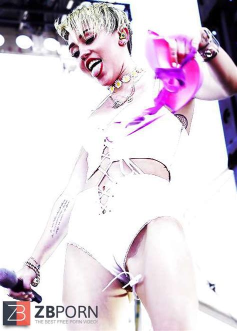 Miley Cyrus Iheartradio Jamboree Zb Porn