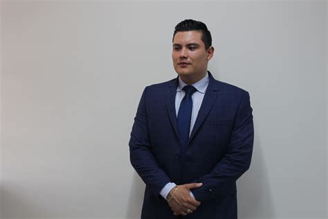 Titulación Luis Roberto Botello Landa Facultad De Sociología Xalapa