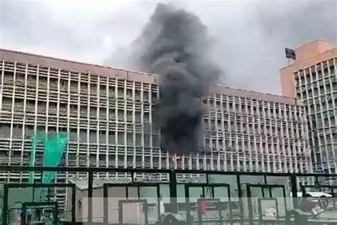 டெல்லி எய்ம்ஸ் மருத்துவமனையில் தீ இந்தியா செய்திகள் தமிழ் முரசு India News In Tamil Tamil Murasu