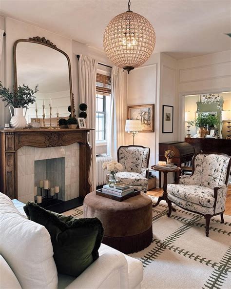 How To Mix Modern And Antique Furniture