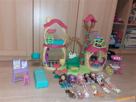 Prodám - Enchantimals domeček s vybavením a panenkami, České Budějovice ...