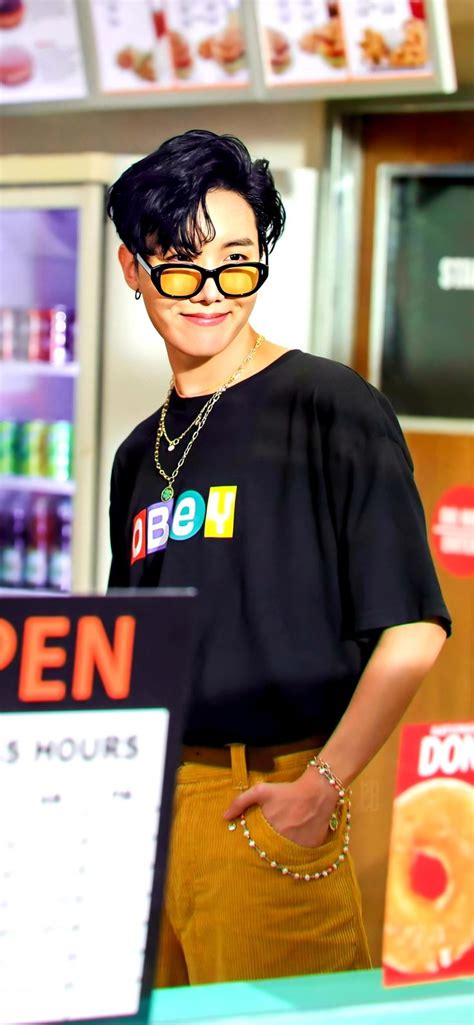 Bts J Hope Dynamite Lockscreen Wallpaper J Hope Cute Bts J Hope